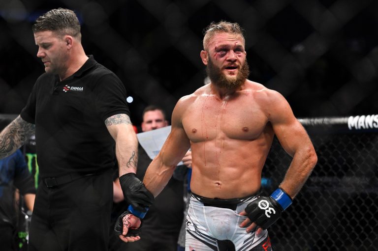 Rafael Fiziev injured, OUT of UFC Rio main event opposing Charles Oliveira